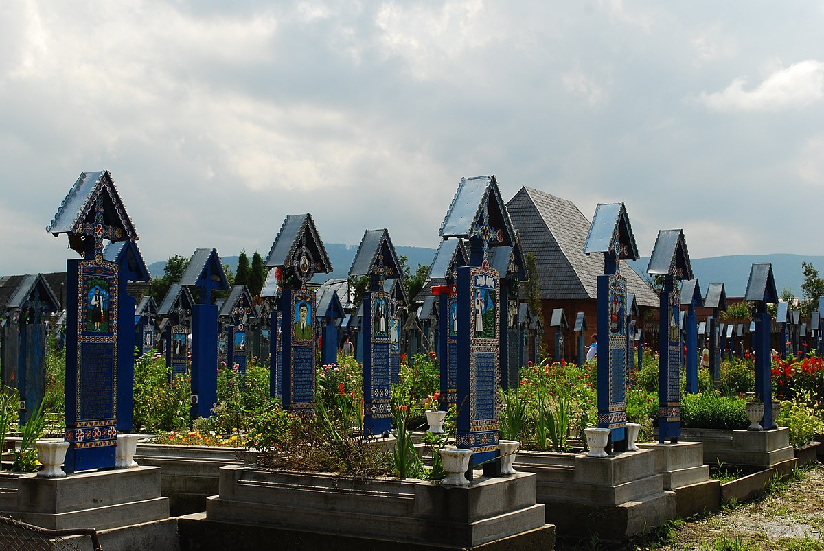 Cât costă un loc de veci în Cimitirul Vesel de la Săpânța?