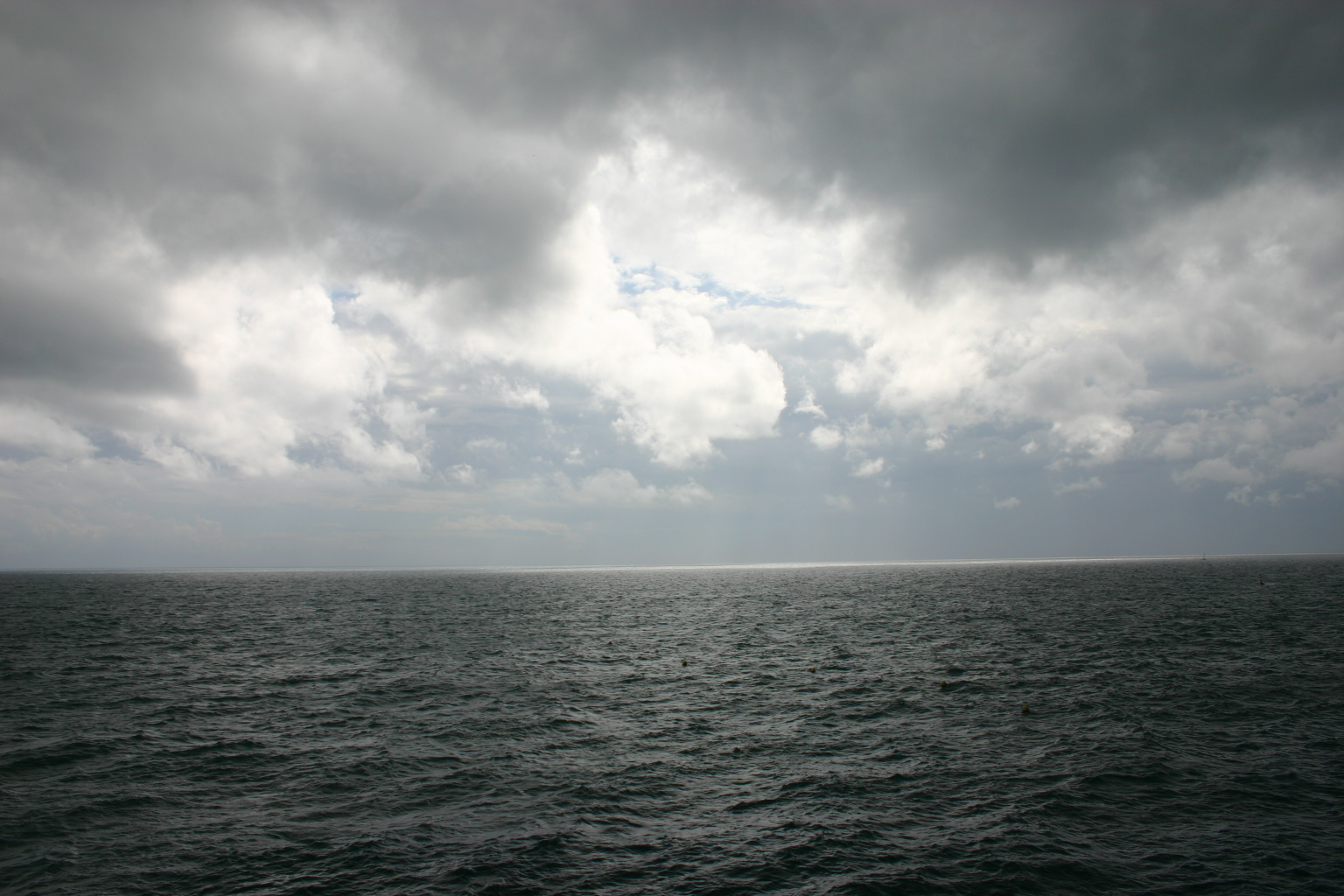 De ce Marea Neagră nu are maree? Ce este mareea?