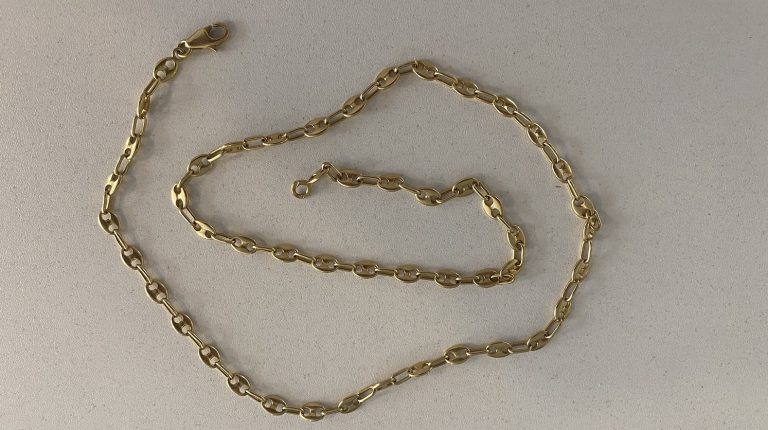 Ce înseamnă caratele la aur? Ce este aurul alb și aurul rose?