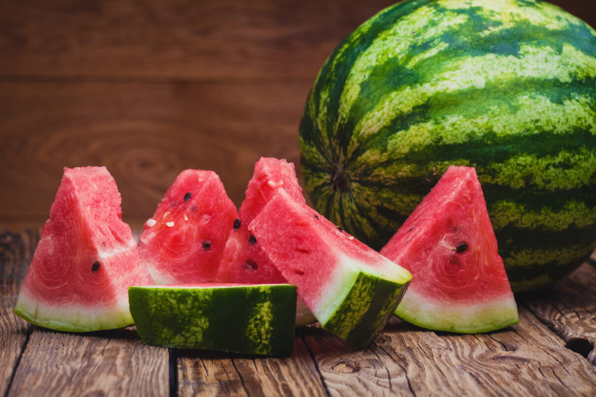 Ce se întâmplă dacă mănânci pepenele verde cu tot cu sâmburi?