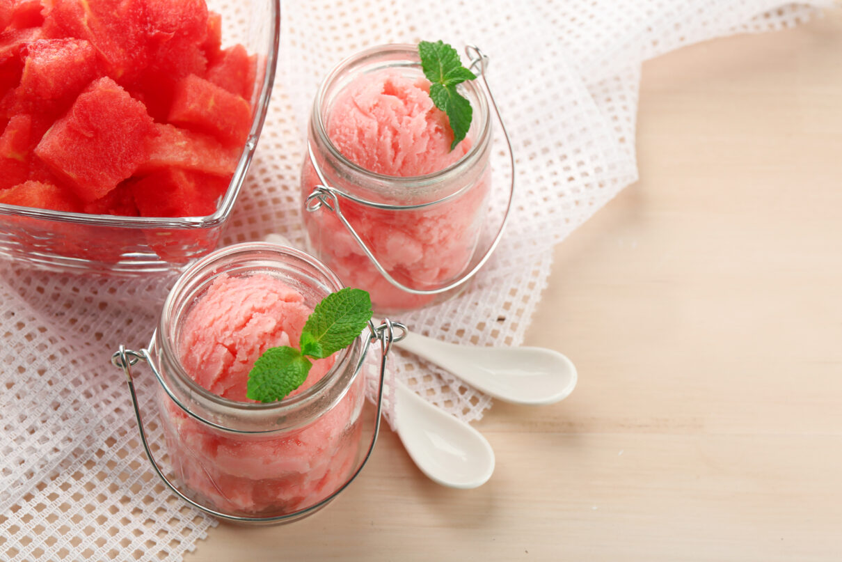 Cum să faci înghețată de pepene roșu? Cea mai bună rețetă