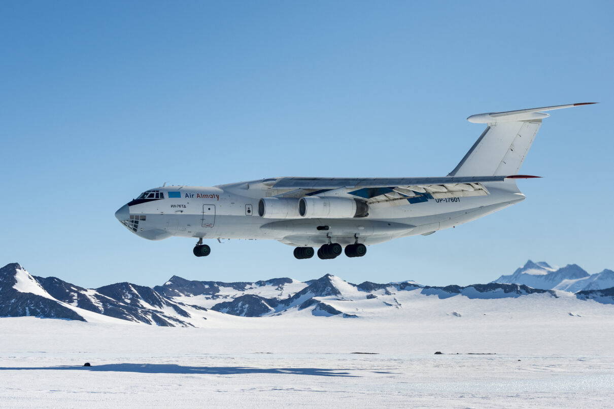 De ce avioanele nu zboară deasupra Antarcticii?